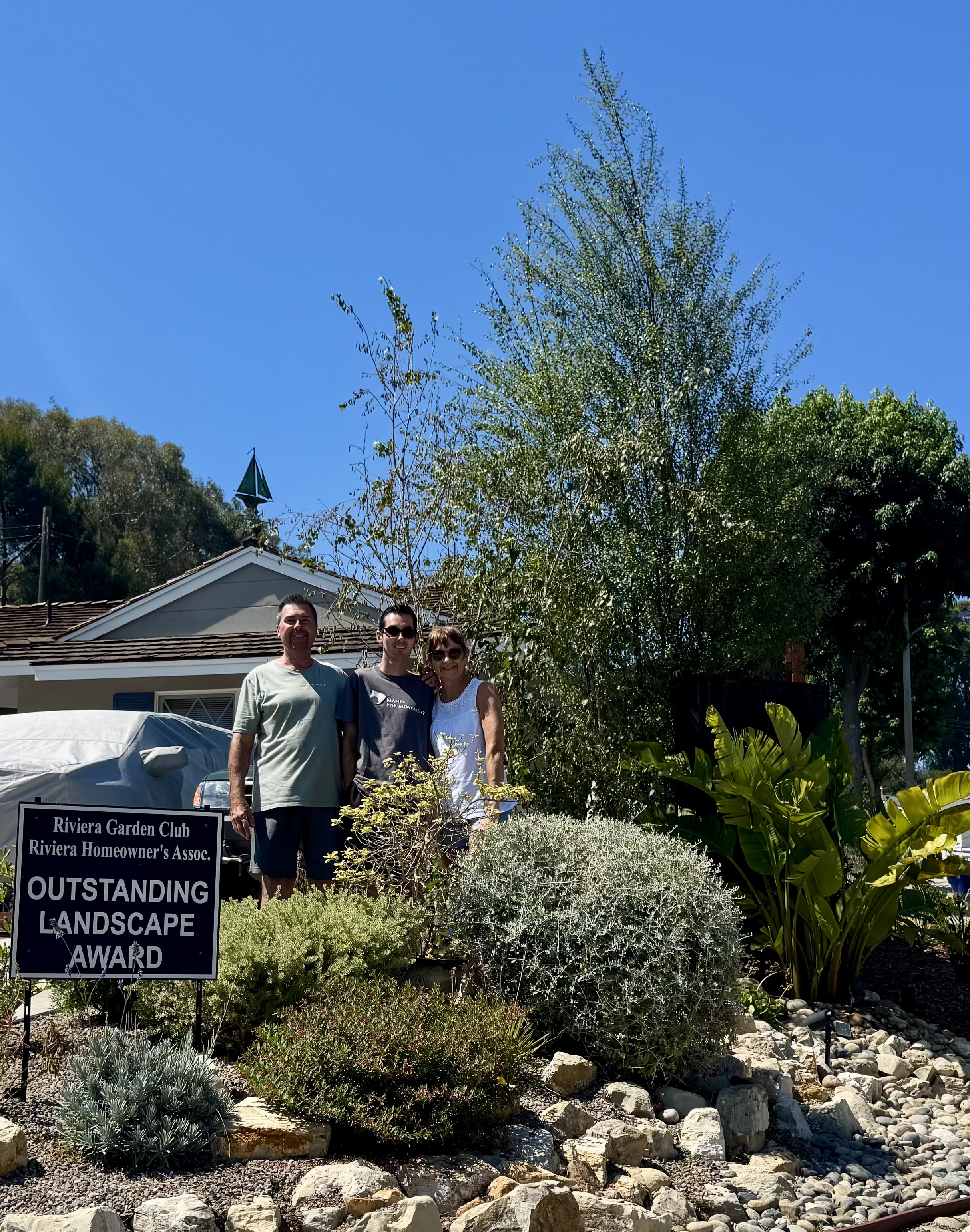 Summer Outstanding Landscape Award | Riviera Homeowners Association